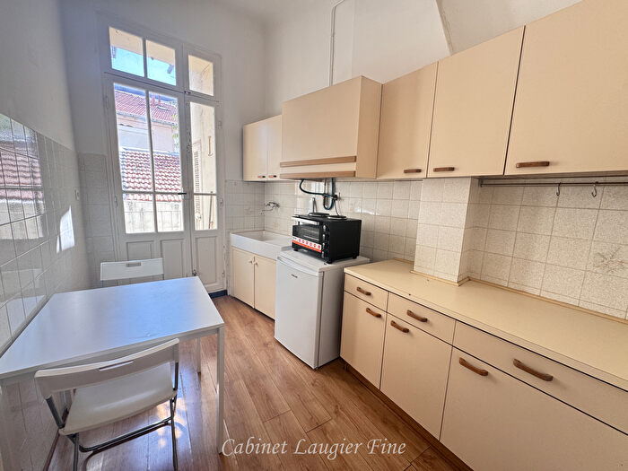 Marseille 5ème, La Conception : Appartement 1 pièce à louer