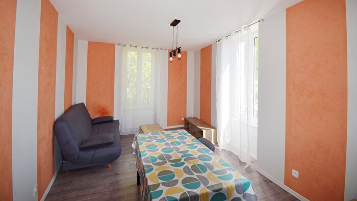 Appartement 2 pièces à Vichy, République, à vendre