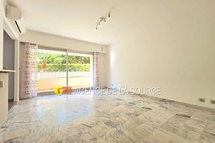Appartement à vendre - Cannes, Pointe Croisette - 1 pièce