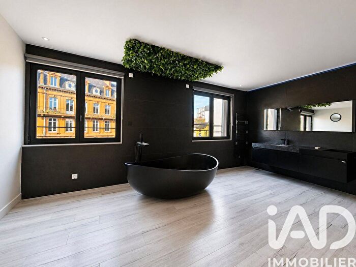 Appartement à louer - Gare Nord et Ouest, Charleville-Mézières - 3 pièces - 1 chambre