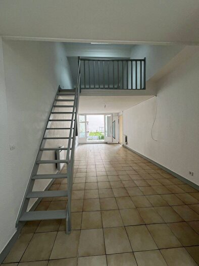 Appartement à louer - Bord de Marne, Champs-sur-Marne - 2 pièces - 1 chambre