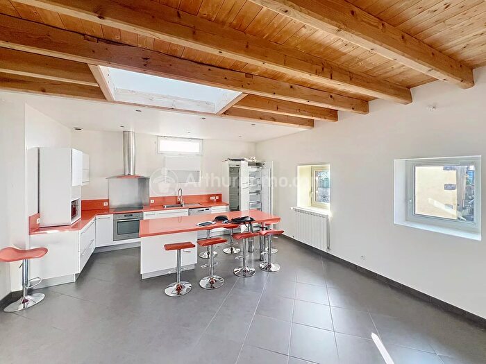 Appartement à louer - Cébazat - 4 pièces - 4 chambres