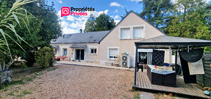 Noyers-sur-Cher - Maison 8 pièces à vendre