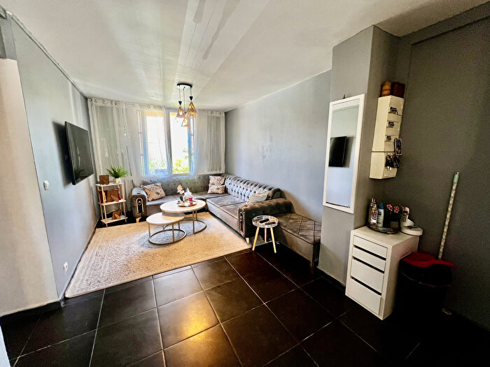 Appartement à vendre - Toulon, Barbès - 4 pièces - 3 chambres