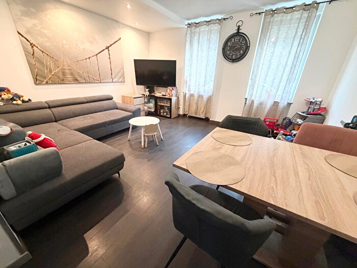 Maison à vendre - Saint-Avold, Centre-ville, Felsberg, Route de DourdHal - 4 pièces - 3 chambres