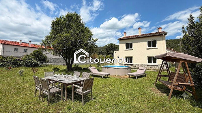 Maison 5 pièces à Reynès, à vendre