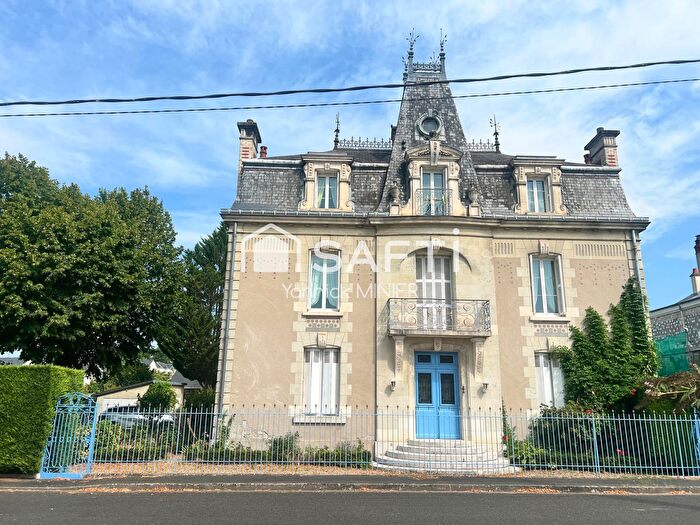 Cinq-Mars-la-Pile - Maison 10 pièces à vendre
