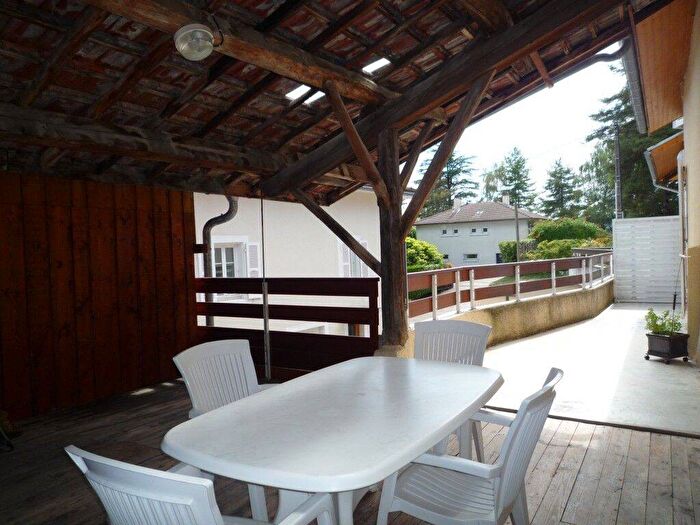 Saint-Vérand - Appartement 3 pièces à louer