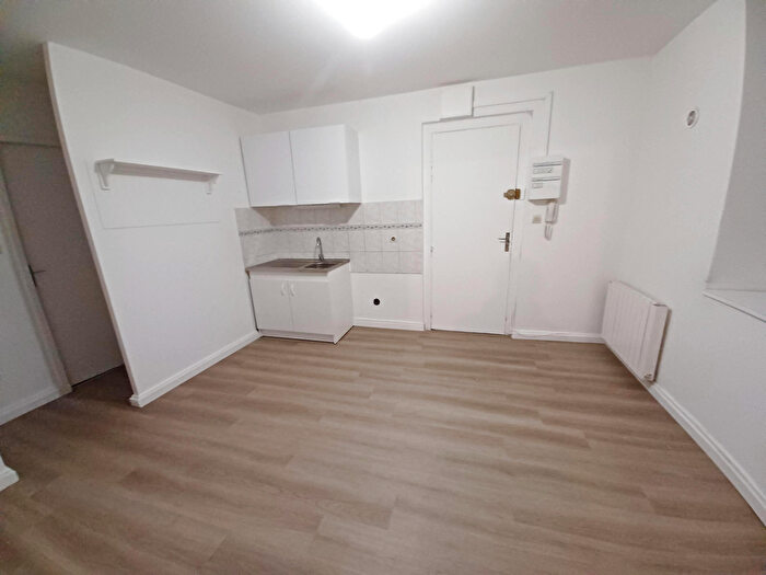 Appartement à louer - Aurillac, Saint-Géraud, Pavatou, Visitation, Nord - 2 pièces - 1 chambre
