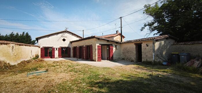 Maison 3 pièces à Souvigné, à vendre