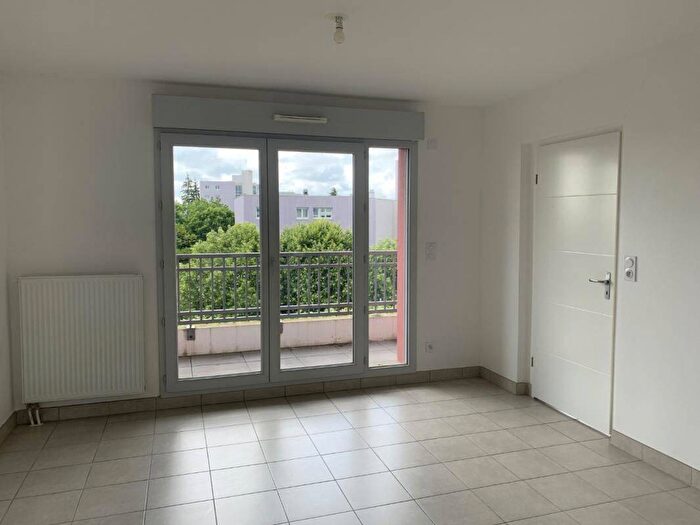 Centre Ancien, Lucé - Appartement 3 pièces à louer
