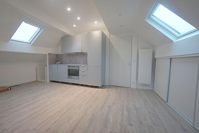 Appartement à louer - Épône - 2 pièces - 1 chambre