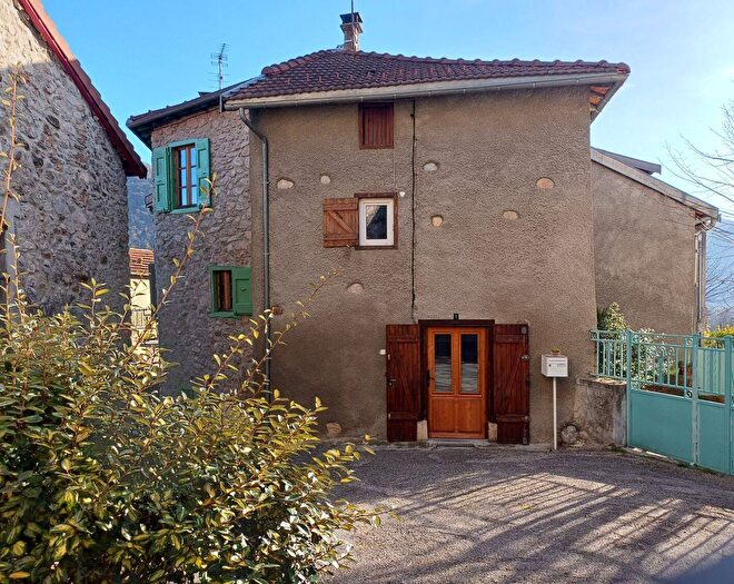 Maison à louer - Arignac - 4 pièces - 2 chambres