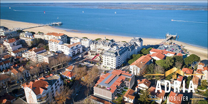 Appartement à vendre - Arcachon, Centre-ville, La Chapelle, Gare - 3 pièces - 2 chambres