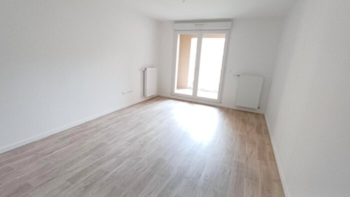 Appartement à louer - Bobigny, Centre-ville - 3 pièces - 2 chambres