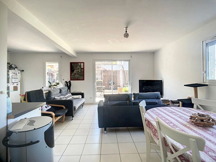 Maison à louer - Cognin - 5 pièces - 4 chambres