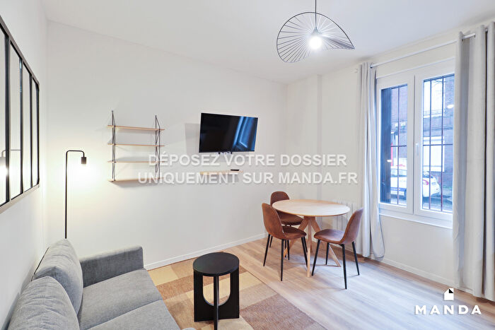 Appartement à louer - Rouen, Centre-ville Rive gauche - 3 pièces - 3 chambres