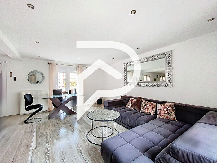 Appartement à vendre - Dreux, Centre-ville - 4 pièces - 2 chambres