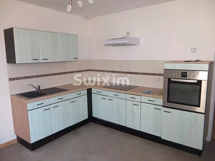 Centre Ville-Zone Industrielle, Champagnole : Appartement 2 pièces à louer