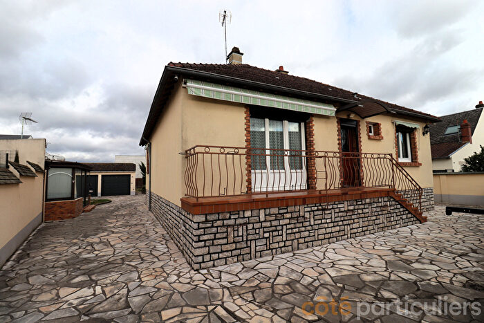 Maison à vendre - Sandillon - 5 pièces - 3 chambres