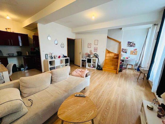 Aulnois-sous-Laon : Appartement 1 pièce à louer