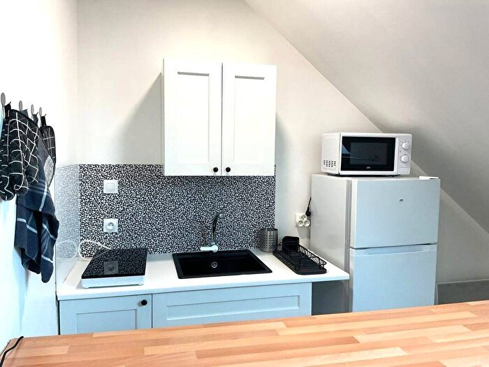 Appartement à louer - Est Sud Ouest, La Ferté-sous-Jouarre - 1 pièce