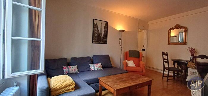 Appartement à louer - Gros Caillou, Paris ème arrondissement - 2 pièces - 1 chambre