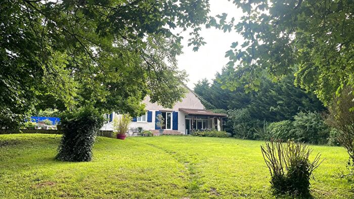 Maison à vendre - Bois-le-Roi - 8 pièces