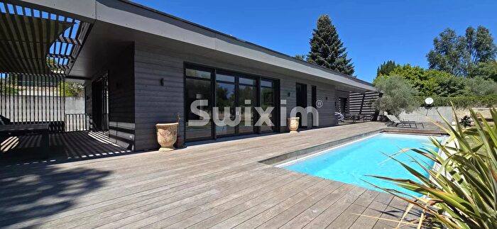 Maison à vendre - Grignan - 5 pièces - 3 chambres