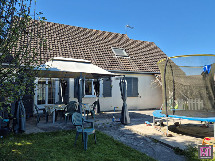 Maison à vendre - Mareuil-sur-Ourcq - 6 pièces - 4 chambres