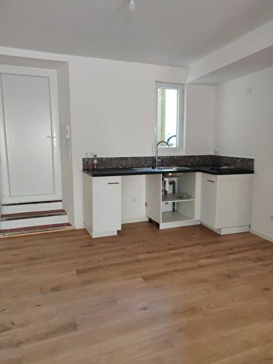 Appartement à louer - Alès, Centre-ville - 2 pièces - 1 chambre