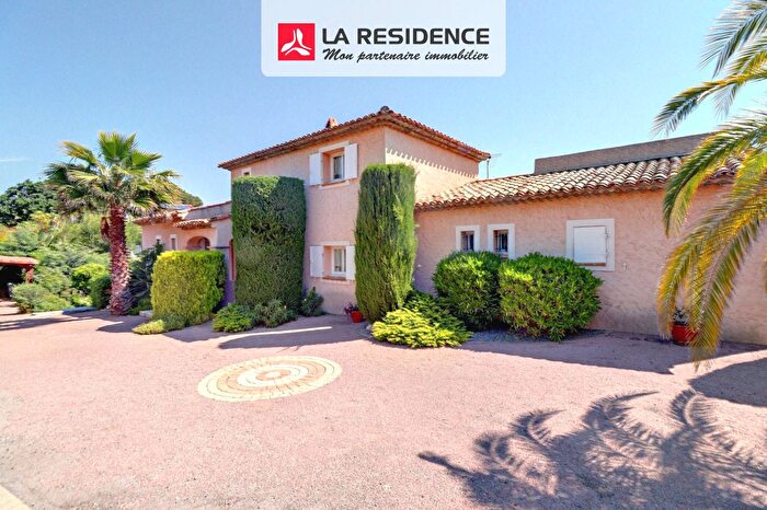 Roquebrune-sur-Argens, Les Terrasses - Maison 5 pièces à vendre