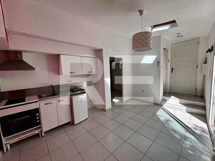 Nîmes, Terres de Rouvière, L'Eau Bouillie : Appartement 2 pièces à louer