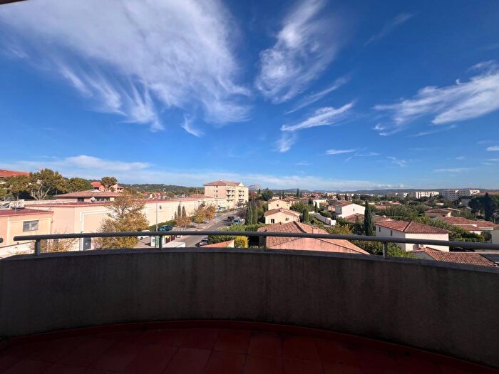 Appartement à louer - Aix-en-Provence, Jas de Bouffan - 4 pièces - 3 chambres