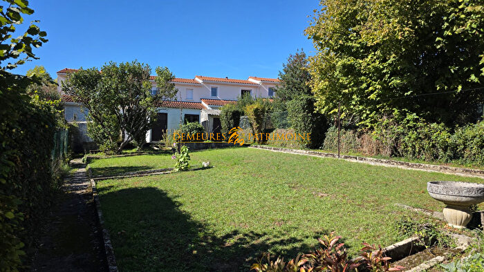 Maison à vendre - Soyaux - 4 pièces - 3 chambres