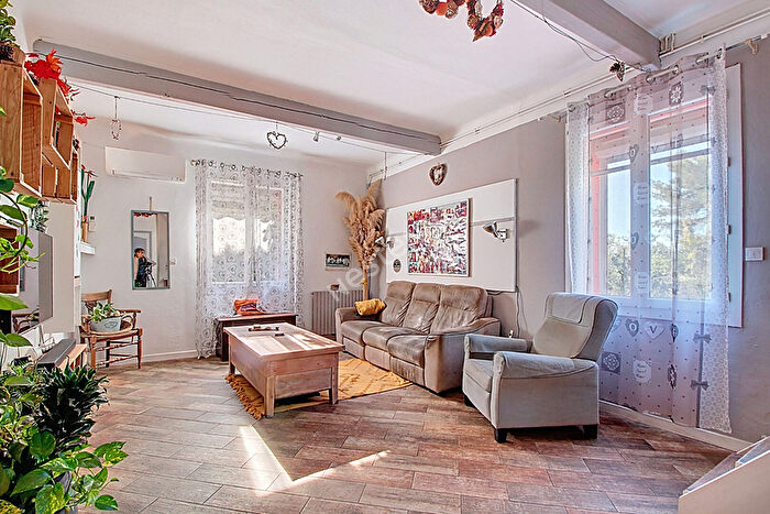 Maison à vendre - Vitrolles - 5 pièces - 4 chambres