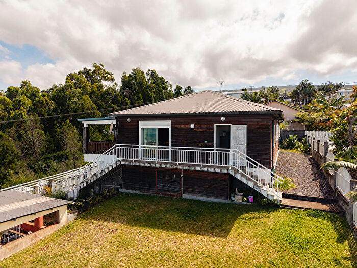 Maison à vendre - Le Tampon, Le Petit Tampon - 5 pièces - 4 chambres