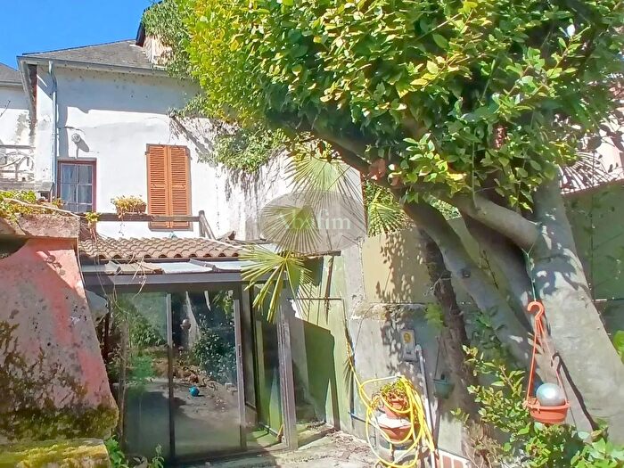 Maison à vendre - Oloron-Sainte-Marie - 5 pièces - 3 chambres