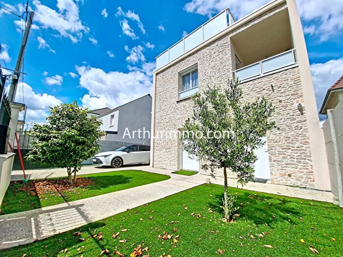 Maison 6 pièces à Limeil-Brévannes, Anatole France, Piard, Curie, à vendre