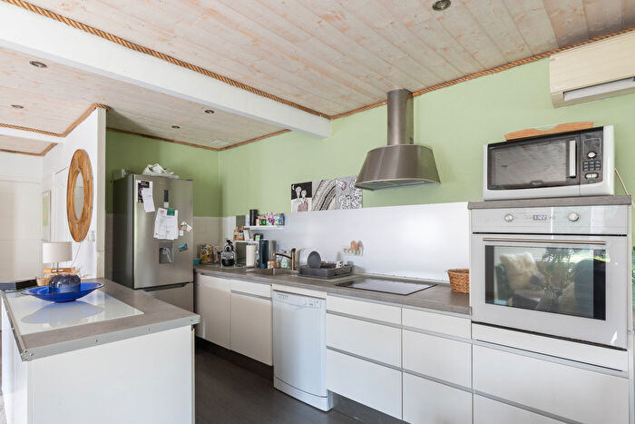 Maison à vendre - Le Thor - 3 pièces - 2 chambres