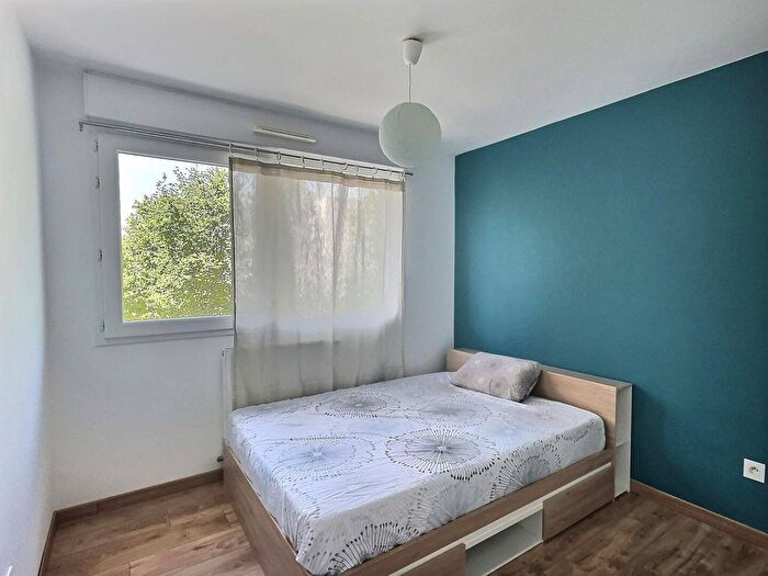 Appartement à louer - Guyancourt - 1 pièce