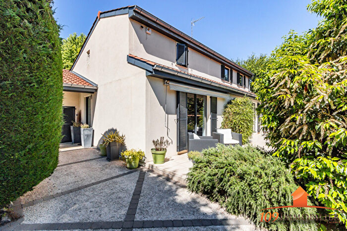 Maison à vendre - Limas - 7 pièces - 5 chambres