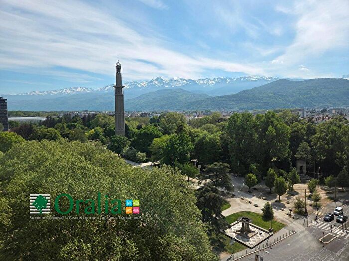 Allies-Clos dOr, Grenoble : Appartement 3 pièces à louer
