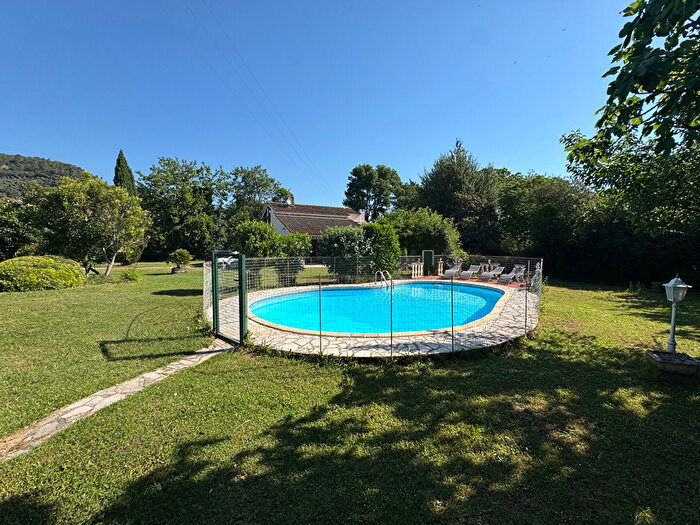 Gonfaron - Maison 6 pièces à vendre