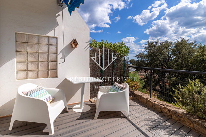 Le Lavandou, Rousset, Four des Maures, Saint-Clair : Appartement 1 pièce à vendre