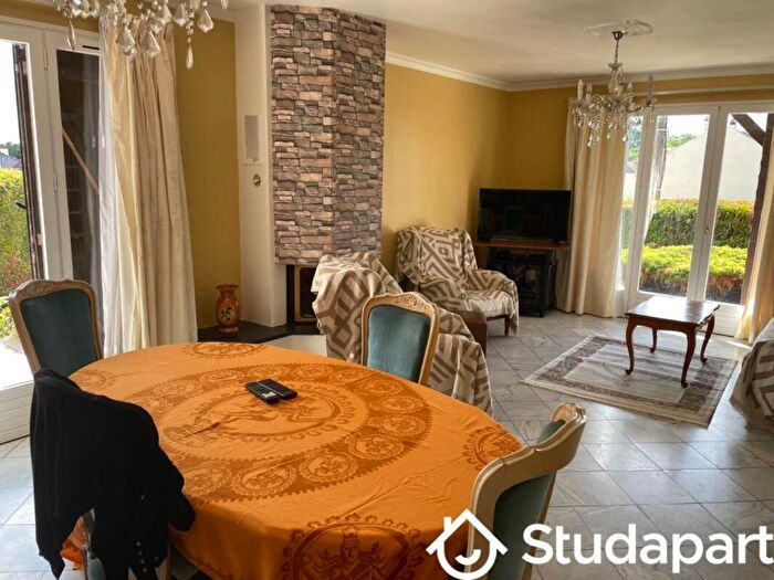 Poirier-Marlé, Morangis : Appartement 1 pièce à louer