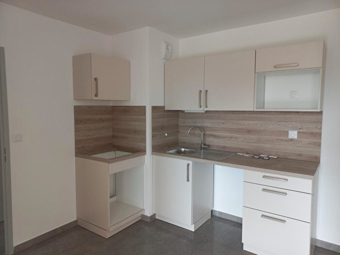 Cavaillon, Basses Ferrailles, Jas, Hautes Ferrailles - Appartement 2 pièces à louer