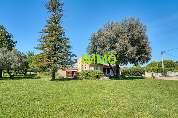 Mondragon : Maison 5 pièces à vendre