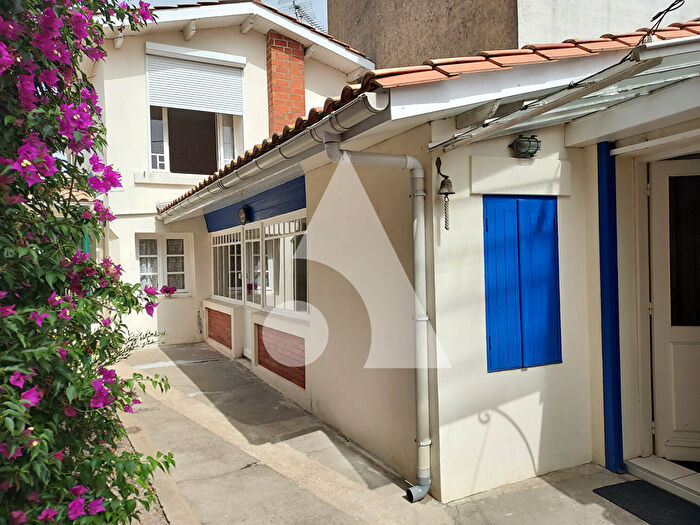 Maison à vendre - La Tremblade - 5 pièces - 3 chambres