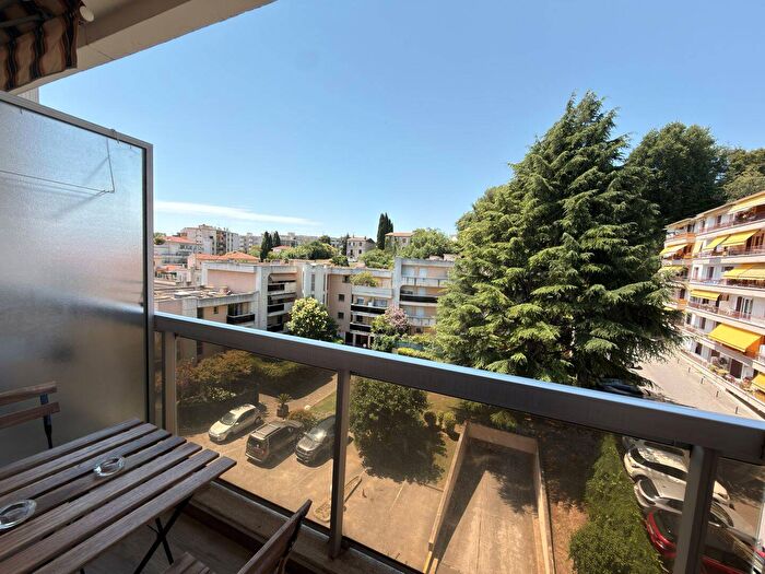Appartement 1 pièce à Cagnes-sur-Mer, à louer